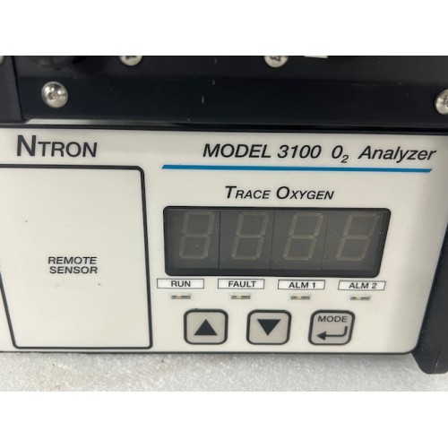 AMAT 0195-07556 Neutronics 3100-RSM-MFS-LEFT O2 Analyze