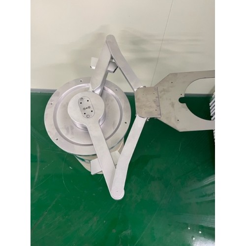 Brooks Automation 003-1600-29 Mag 7 Vacuum Robot W/002-0011-05 Arm Set